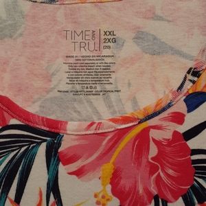 Time and Tru | Tops | Time And Tru Floral Tshirt | Poshmark